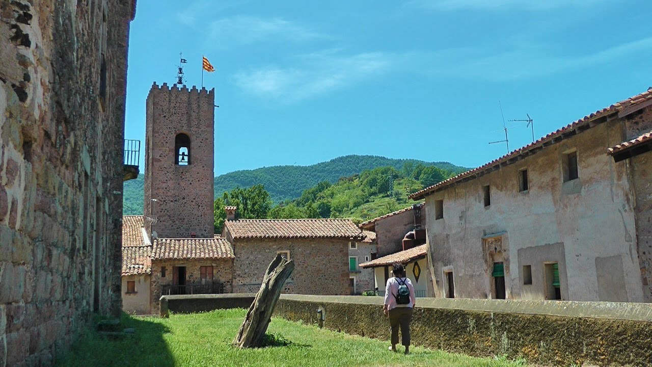 SPAIN Santa Pau, Catalonia (18 May 2015) - YouTube