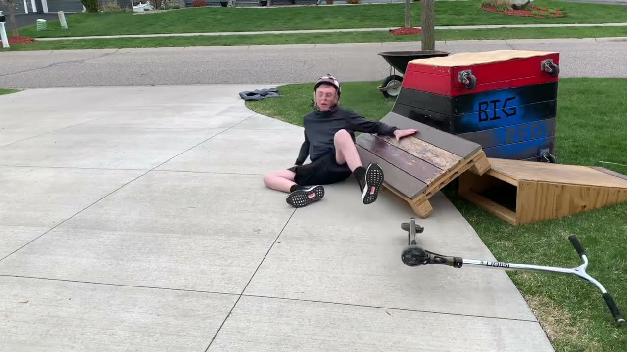 WORST SCOOTER FAILS! - YouTube