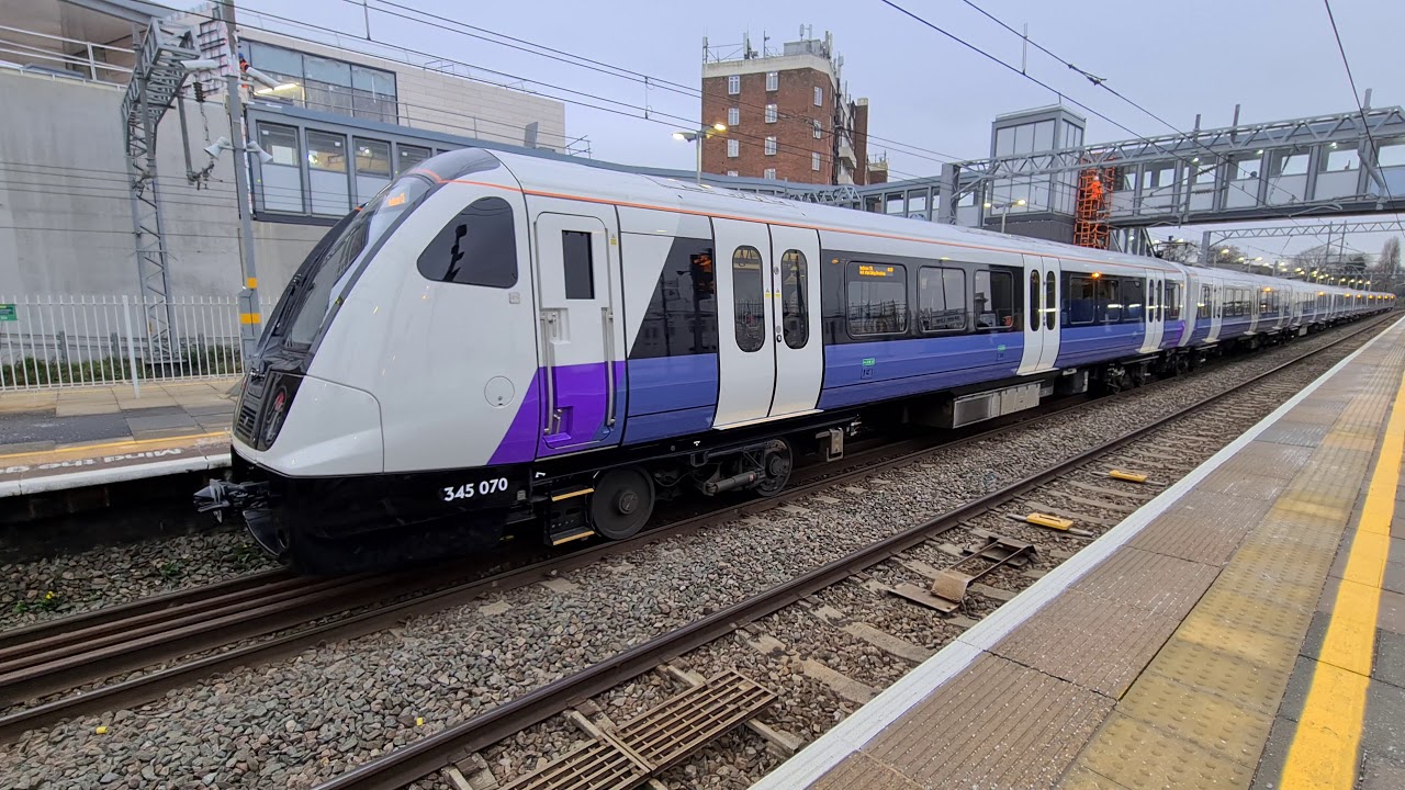 Tfl Rail 345070 @ Acton Main Line - YouTube