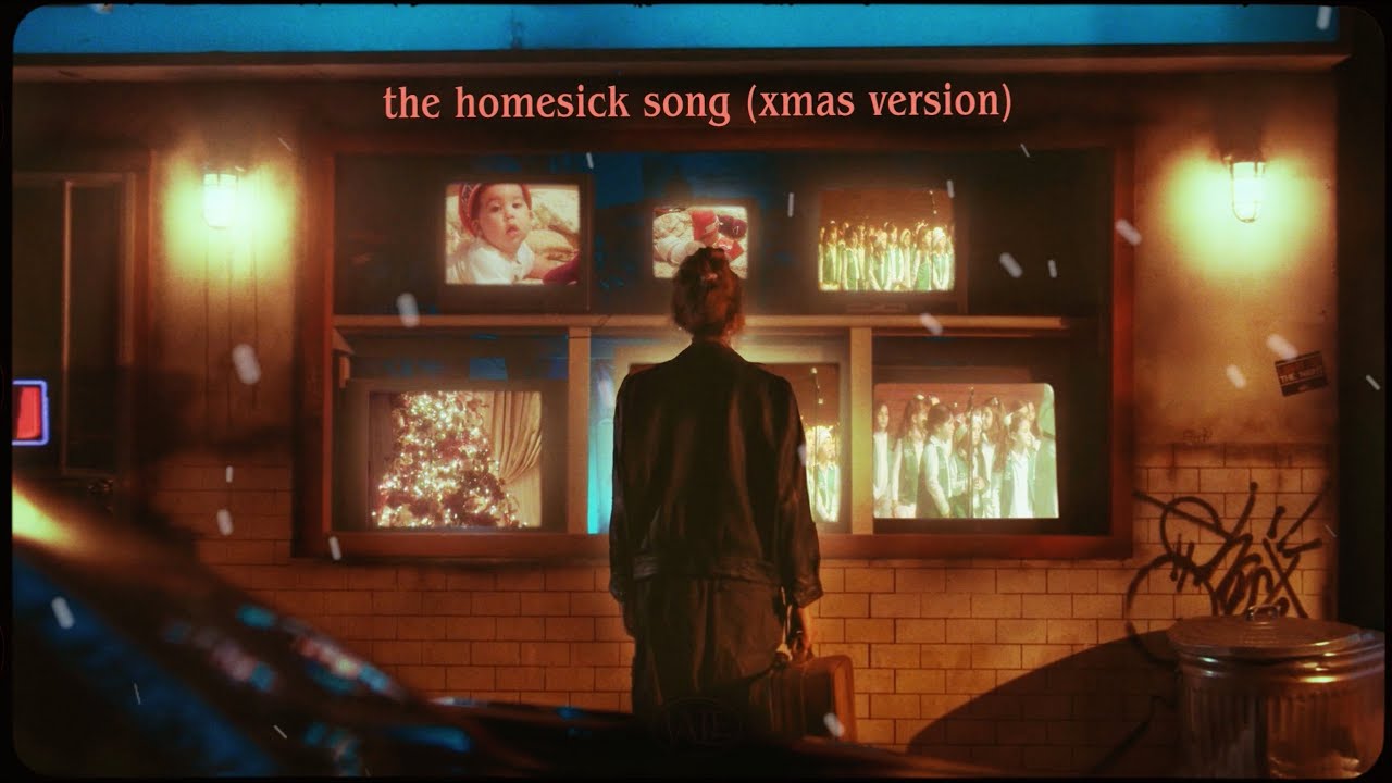 VALÉ - the homesick song (xmas version) [Official Visualizer] - YouTube