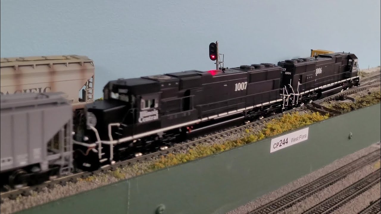 IC SD70's 1006 AND 1007 LEAD A GRAIN TRAIN ON THE UPSF JOINT LINE!!! # ...