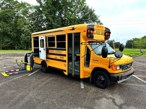 Ford E 450 Super Duty 30 passenger handicap Blue Bird School Bus #229 ...