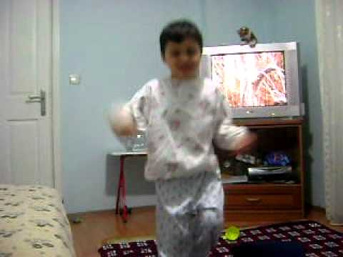 ata'nın apaçi dansı.AVI
