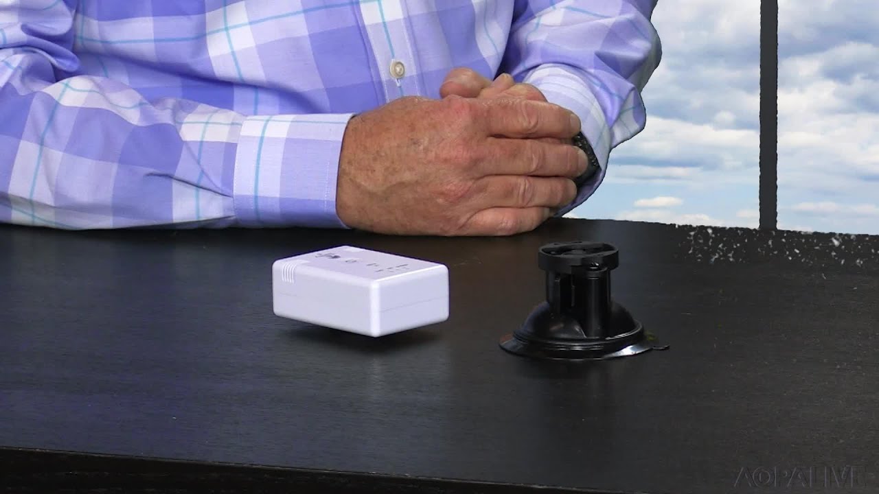 ForeFlight Sentry ADS-B receiver - YouTube