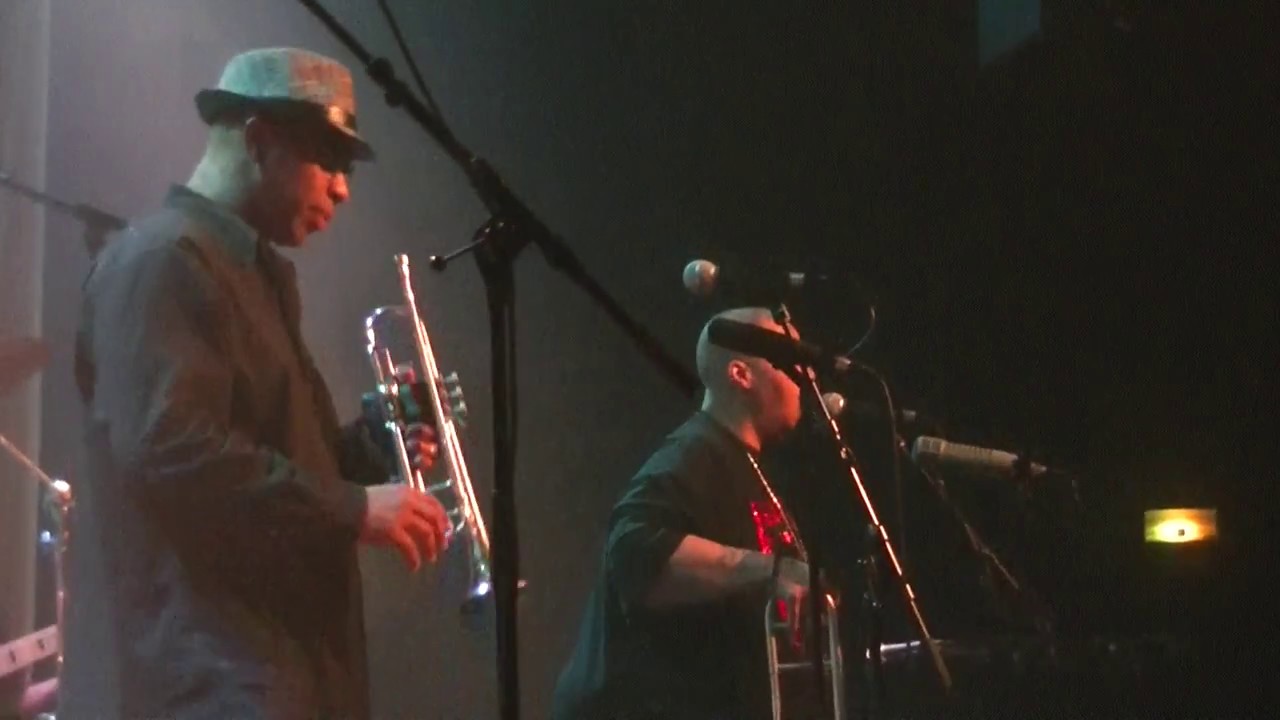 BIG JAMES & The Chicago playboys - YouTube