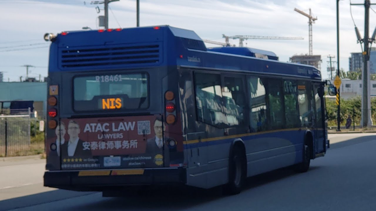 Translink 2018 NovaBus LFS 4th Gen Suburban R18461 - YouTube