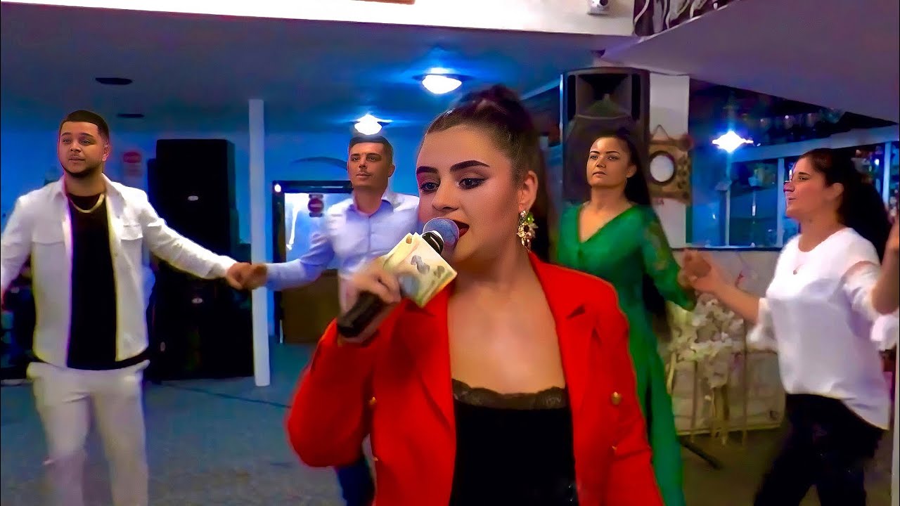 ANDRA STĂVARU - COLAJ LIVE 100% BOTEZ - YouTube