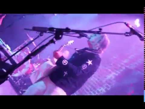 The Alarm ~ Strength [Live in Orlando] - YouTube