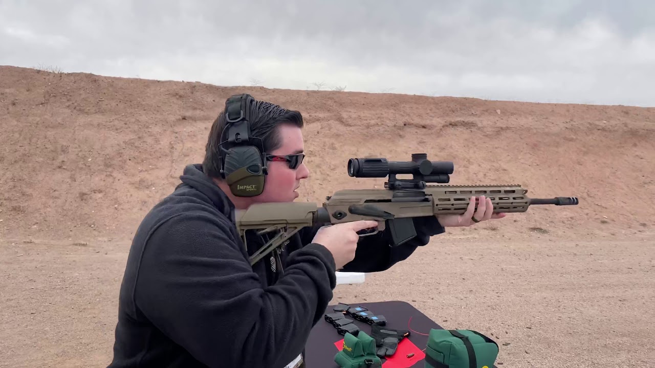 Arsenal AK-20 Unsuppressed - YouTube