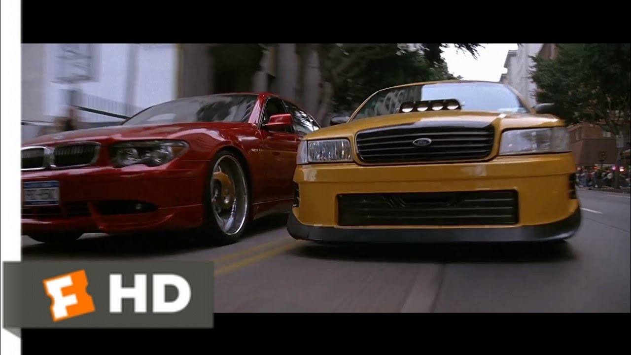 Taxi (2004) Crown Victoria bank robber driving back scene - YouTube