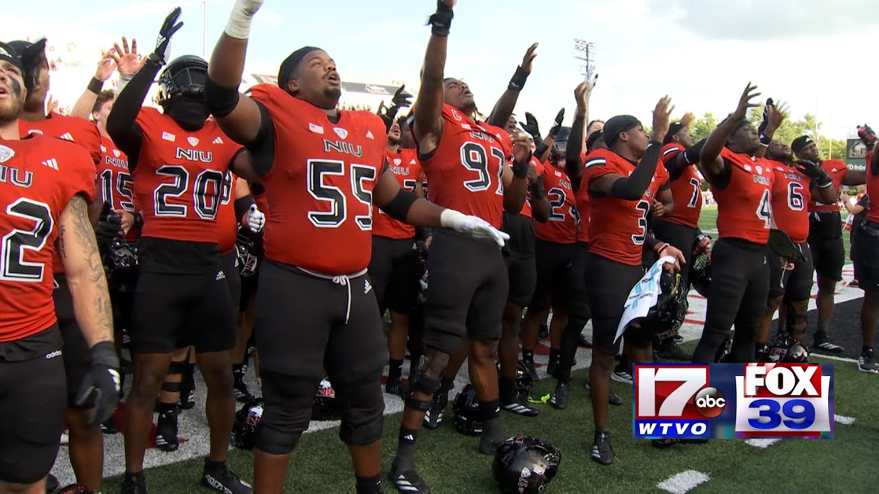 Big kickoff return helps lift NIU Huskies to season opening win against Holy Cross - YouTube
