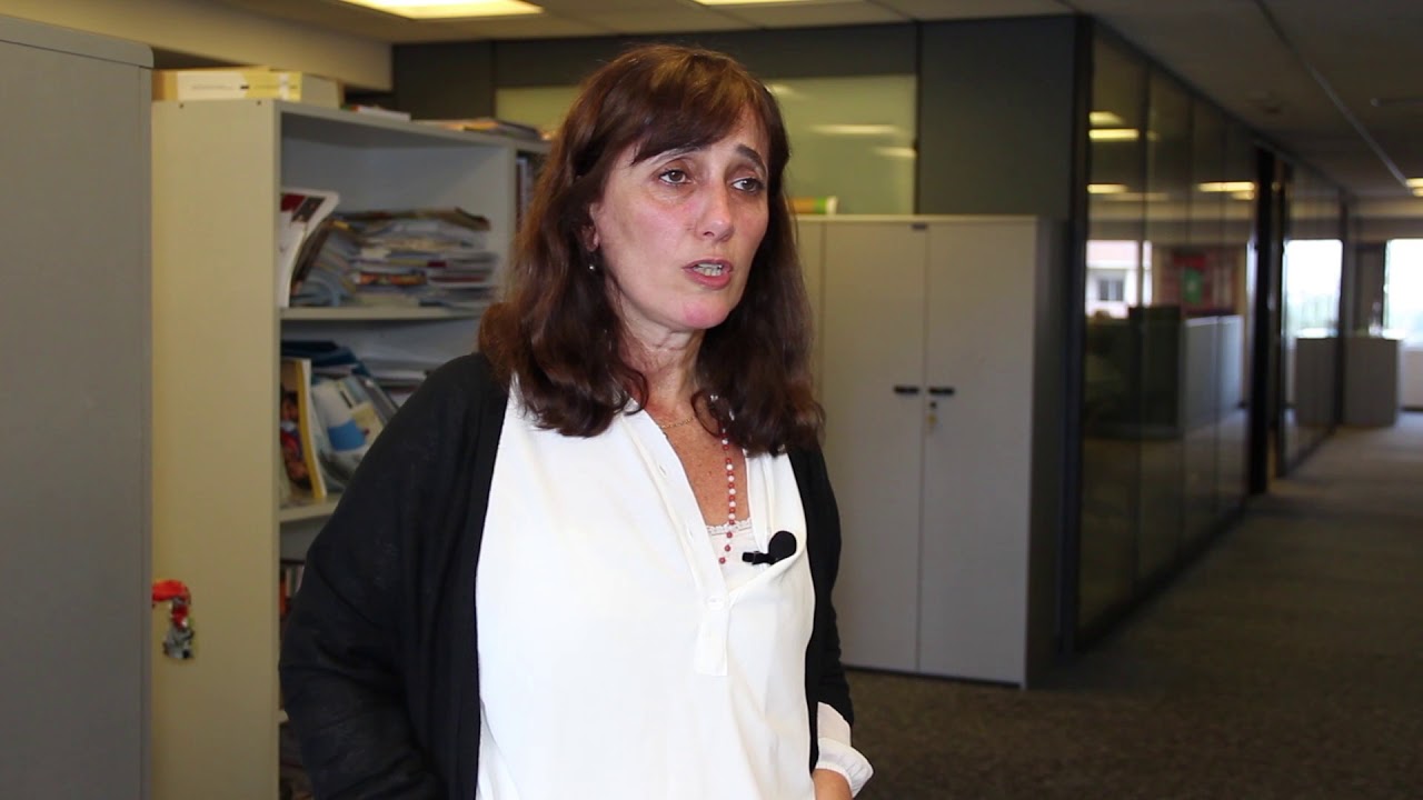 CELIA ROSEMBERG - Cómo ayudar a los chicos a escribir - YouTube