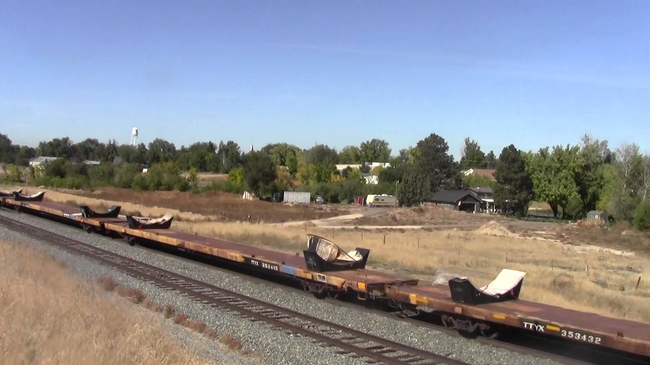 CP SD60 leads UP windmill train through Kuna,Idaho - YouTube
