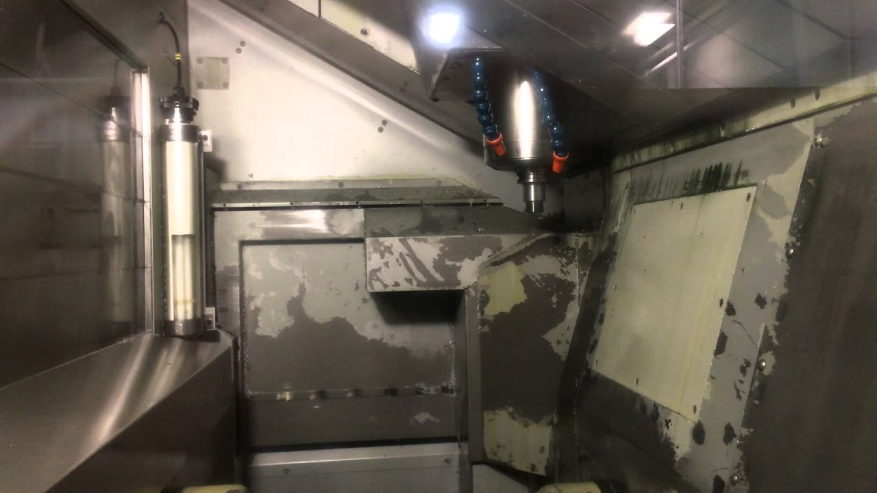 MORI-SEIKI SUPERMILLER 400 5 AXIS (video 2 of 2) - YouTube