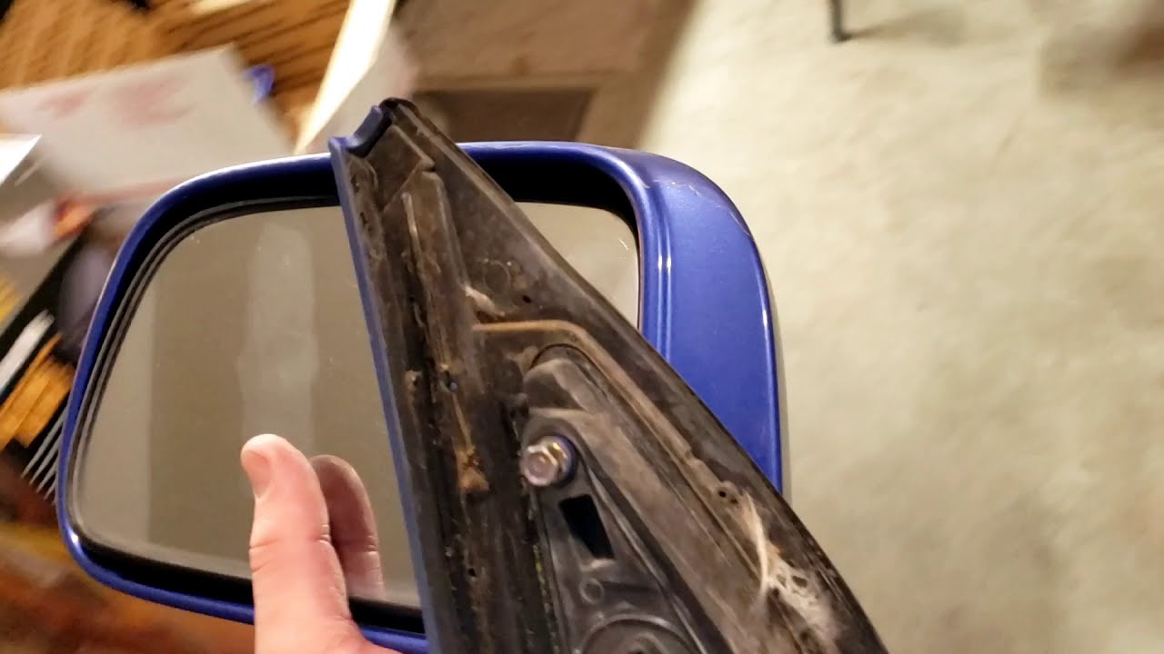 HOW TO REPLACE YOUR SIDE MIRRORS YOUR CRV/RD1. - YouTube