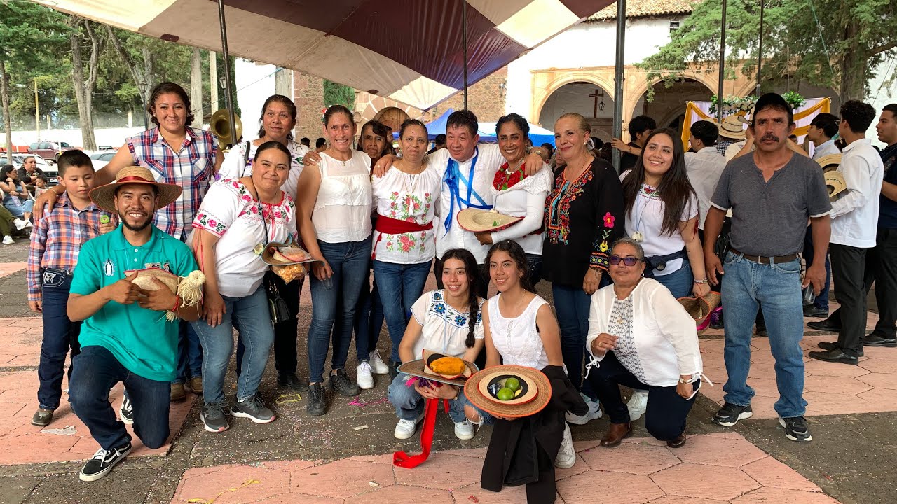 Aniversario del Padre Víctor Alejandre Domínguez. En Erongaricuaro ...