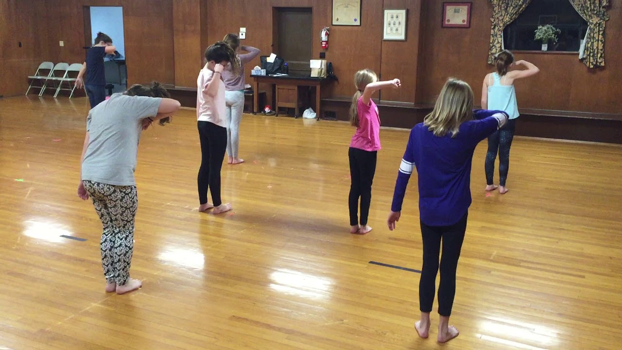 Intermediate I- 7 Dwarfs dance - YouTube