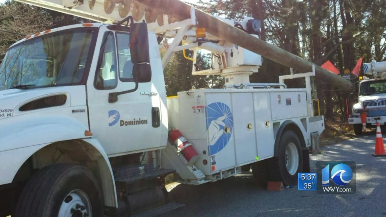 Crews fix low-hanging power lines - YouTube