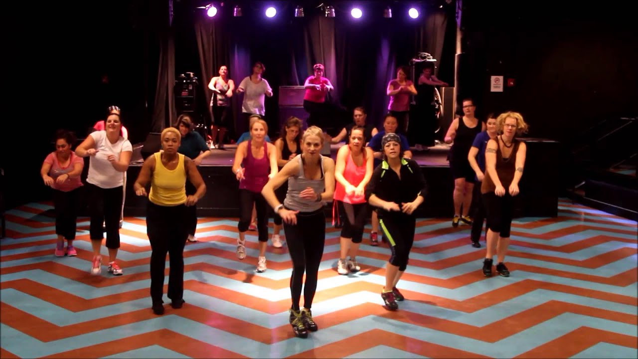 Zumba - Que Mas Da (I Don't Care) - Ricky Martin - YouTube