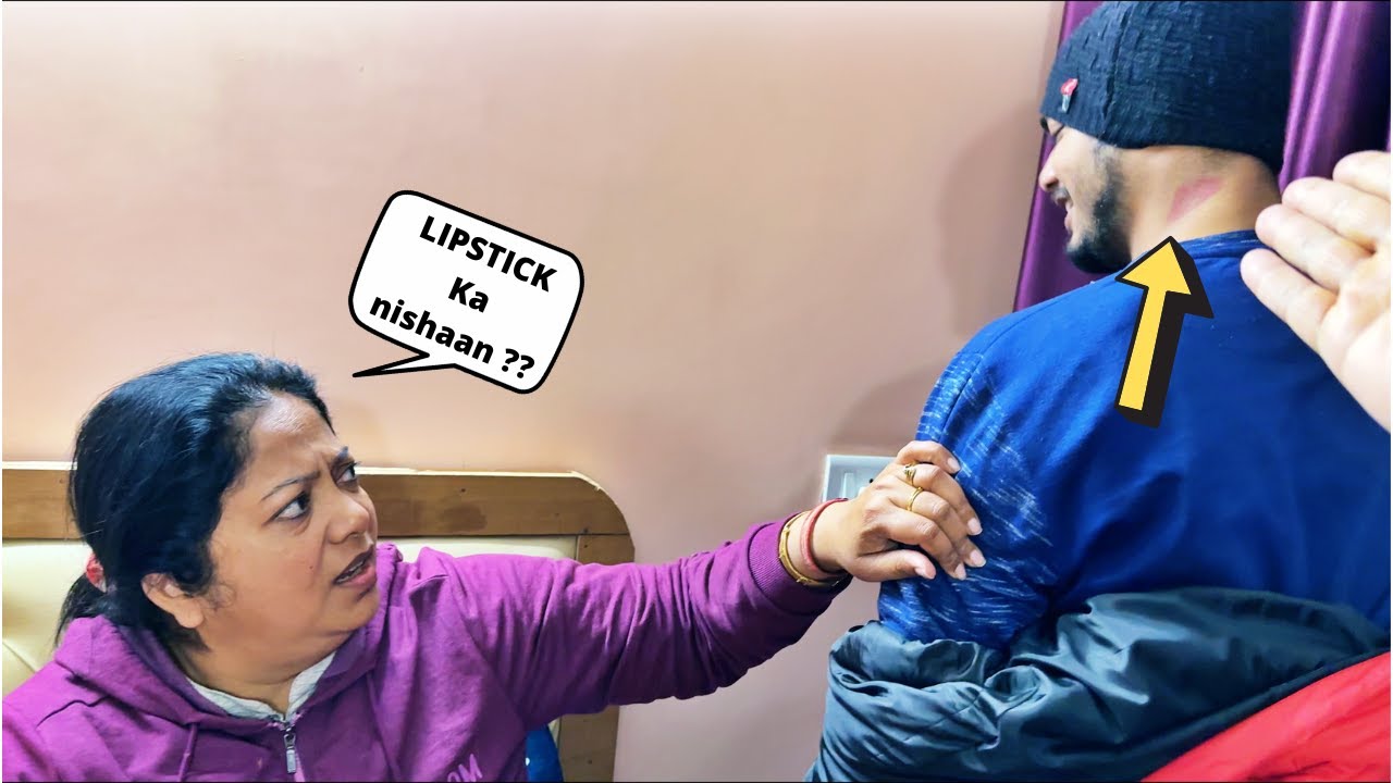 Finally ROHAN Bada Hogaya 😂 Lipstick on Neck - YouTube