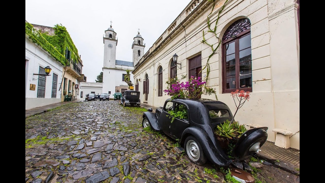Colonia del Sacramento, Uruguay - Commerce is thriving in this UNESCO ...