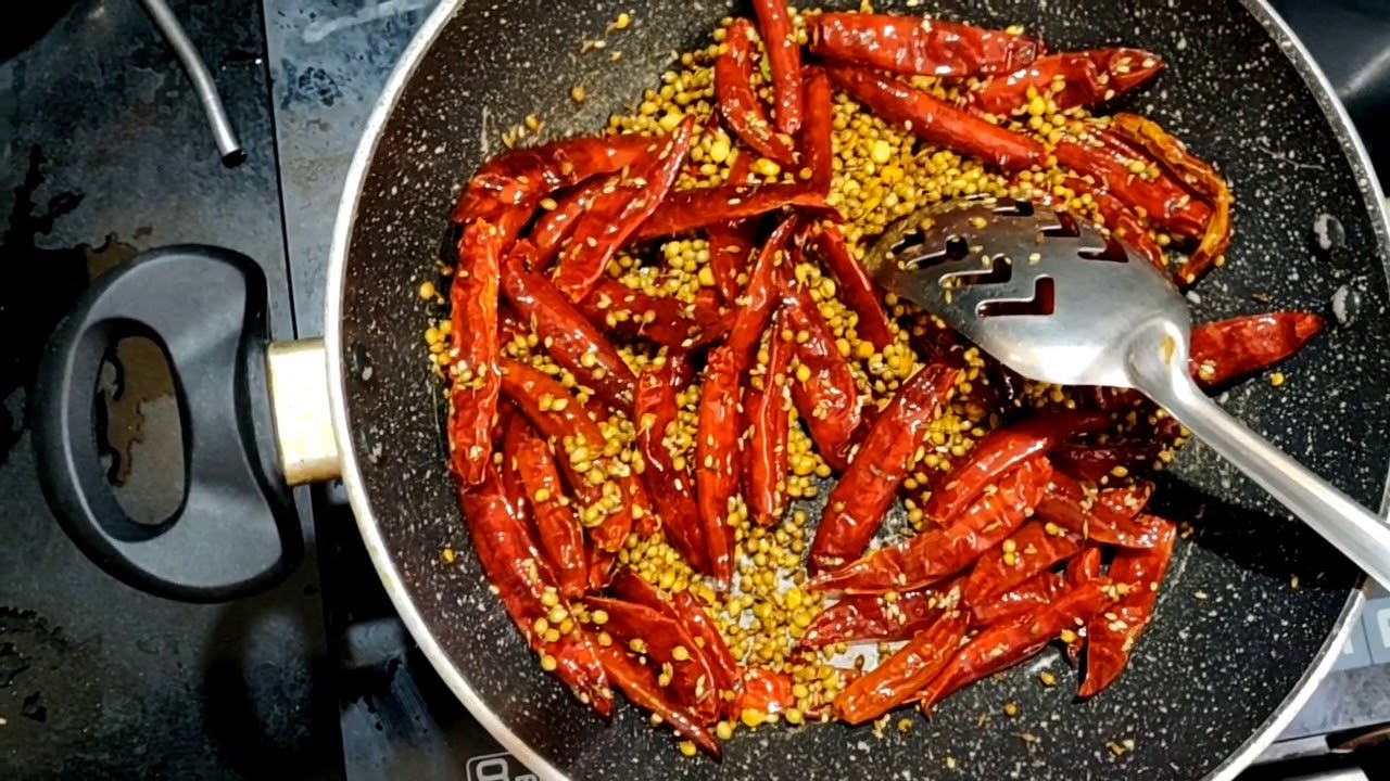 Karivepaku Karapodi - YouTube