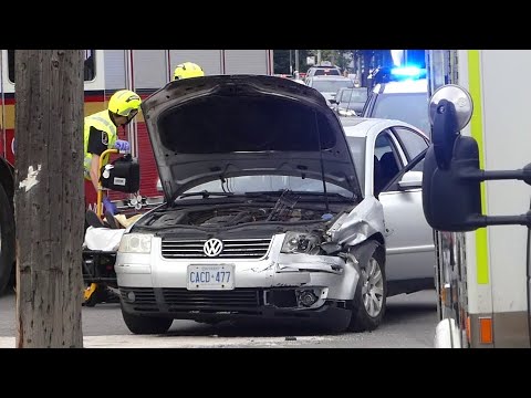 ACCIDENT; Toyota Highlander & Volkswagen Jetta - YouTube