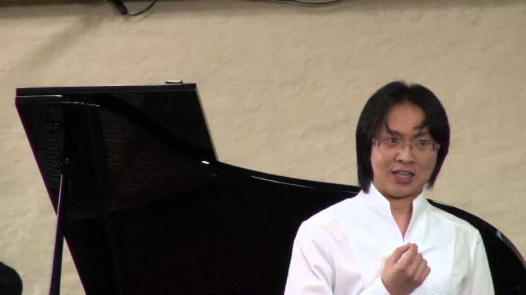 Vincent Law and Dobbs Franks in Concert - YouTube