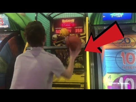 Playing the Extremely RARE Pac Man Basketball and Setting a New High ...