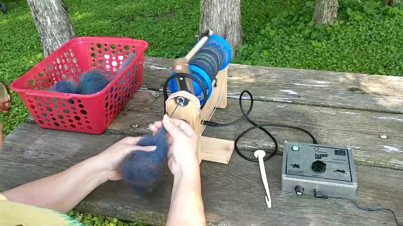 Arrow spinning Heavenly Handspinning - YouTube