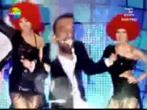 Hakan Akkaya - Tarzina güvenen Buyursun gelsin