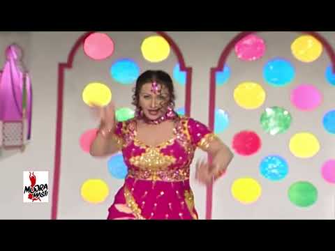 BINDI CHAMKE PASINE NAAL   HOT NARGIS MUJRA   PAKISTANI MUJRA DANCE   NASEEBO LAL