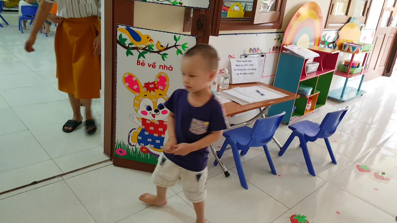 kent bùi đi học 16/6 - YouTube