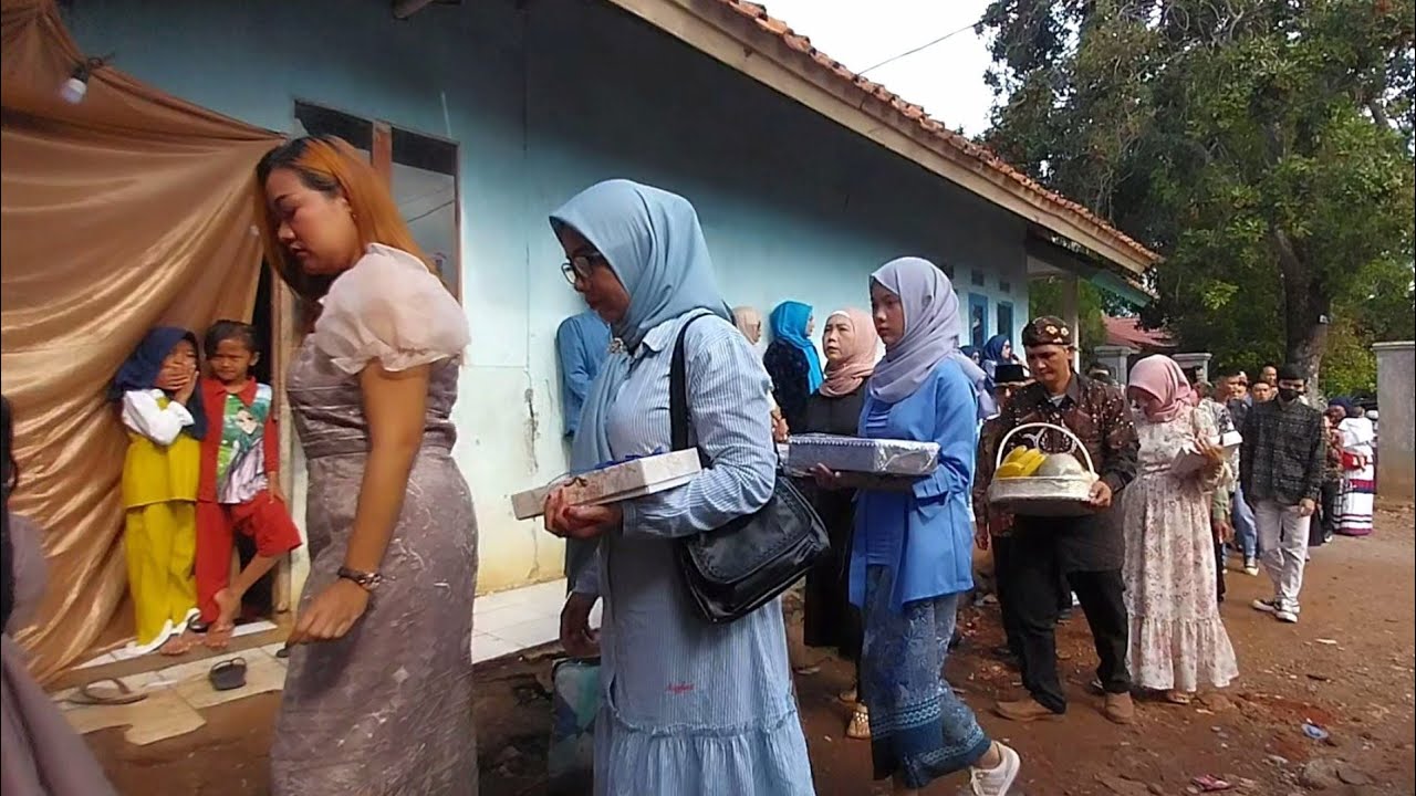 Neng Ana mojang geulis pengantin sunda di kampung Ranca Panjang Garut ...