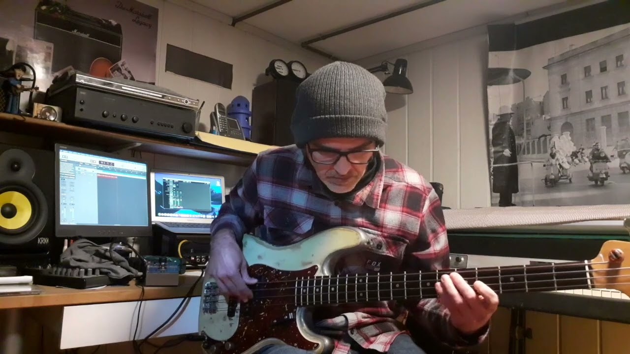 Jamiroquai - Hooked Up Bass Cover Stuart Zender (Emergency On Planet ...