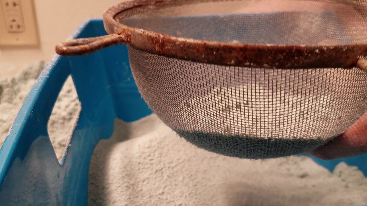 Sifting powder asmr - YouTube