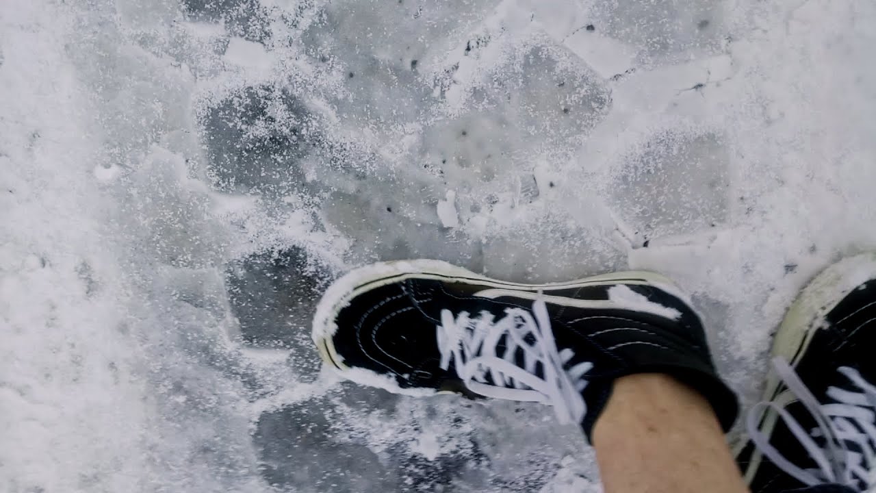 Sockless adventure in snow: 2. - Walking in trashed Vans Sk8 hi through ...