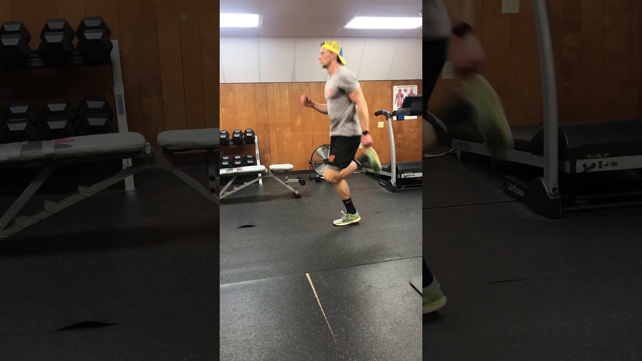 Running butt kicks (in place) - YouTube