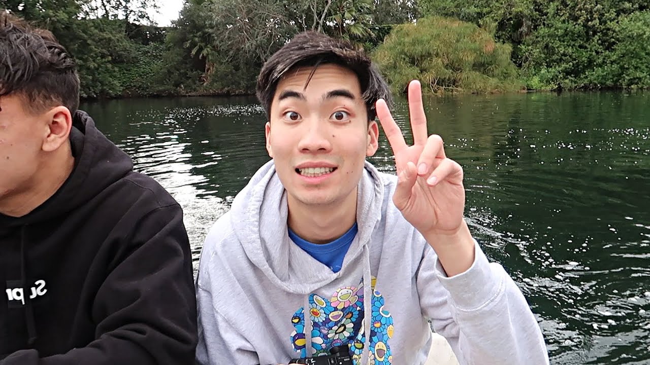 RiceGum Visits The FaZe House - YouTube