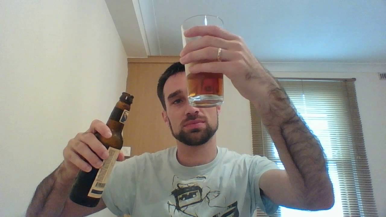 Rubbish Beer Review 32: 90 Shilling Ale - YouTube