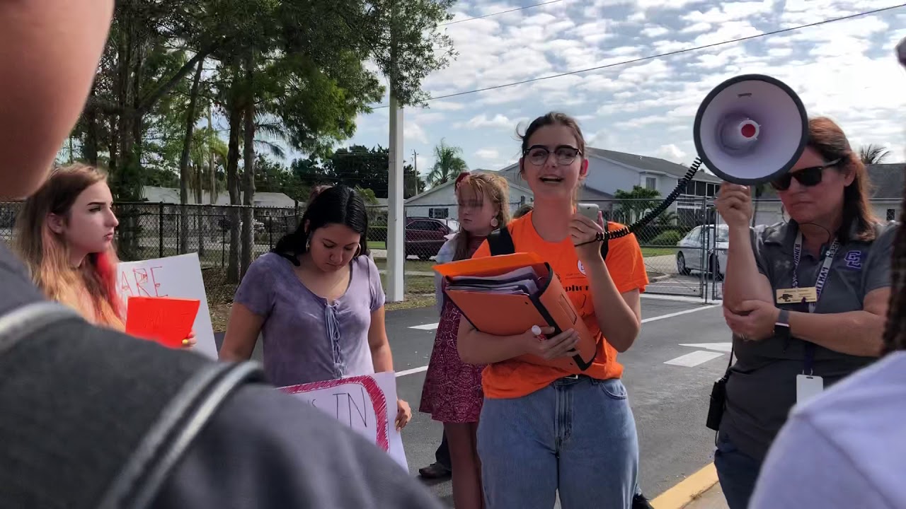 Victoria O’Donnell, CLHS walk out speech - YouTube