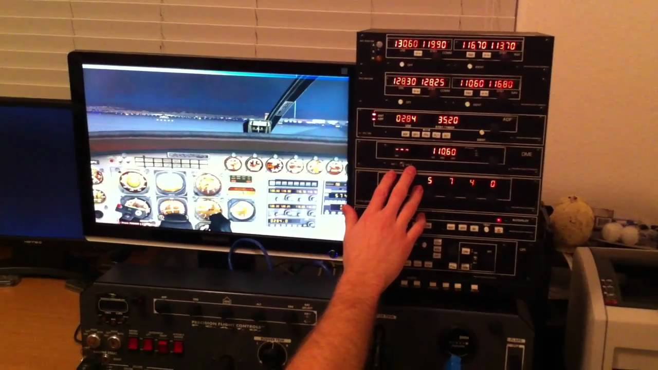 PFC Flight Console with FSX - YouTube