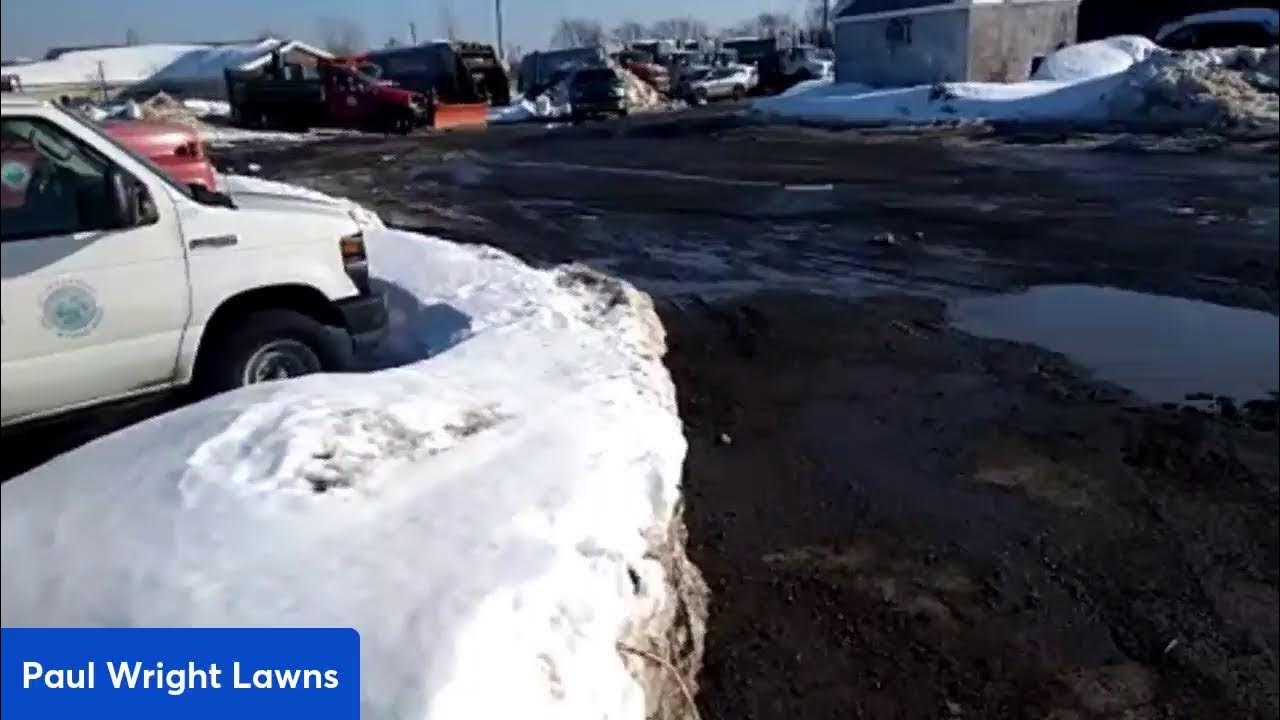 Buffalo New York snow cleanup live Wednesday - YouTube