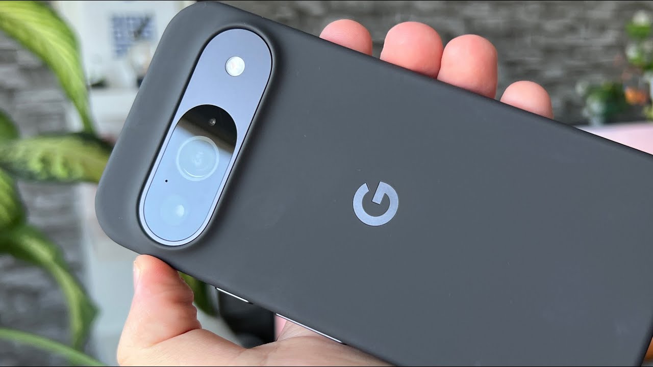 Unboxing Google Pixel 9; A compact powerhouse with a 6.3-inch OLED ...