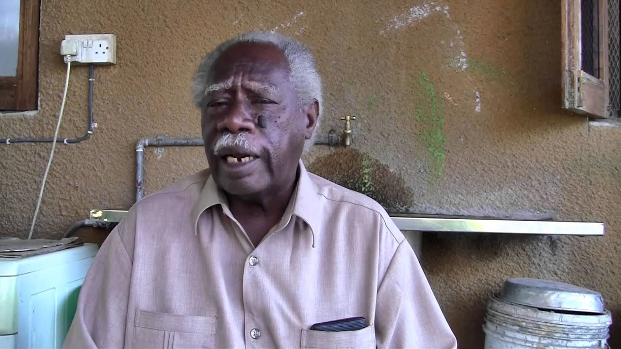 ADAM SHAFI JUU YA MUZIKI WA TAARAB - YouTube