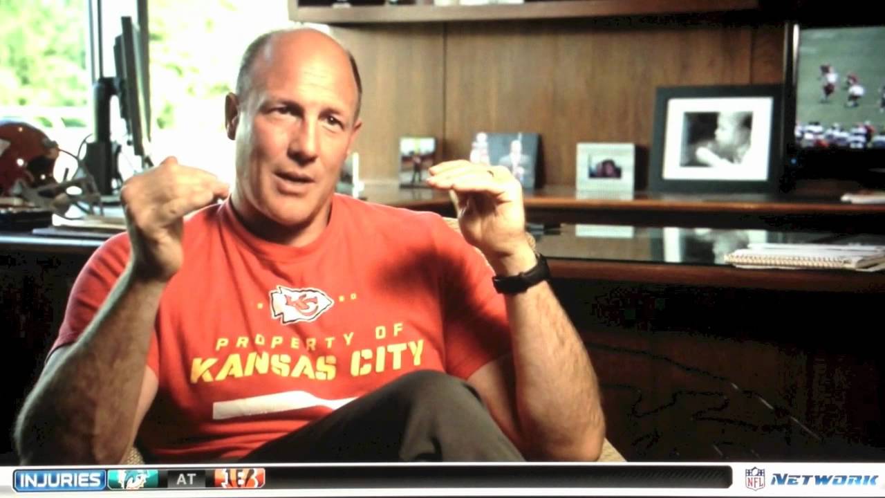 Who picked Jonathan Ogden and Ray Lewis for the Ravens? - YouTube