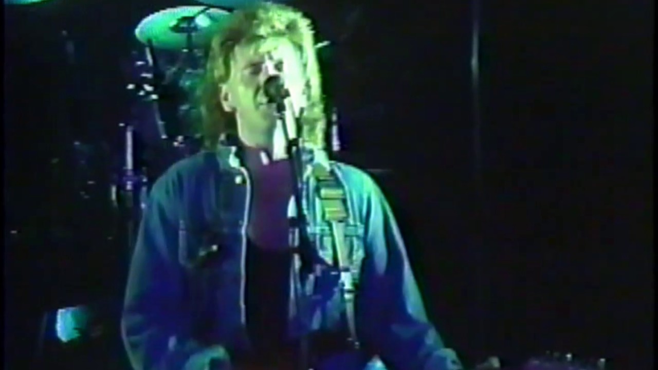 "Gonna Last Forever"- Bobby Cameron Band Live - YouTube