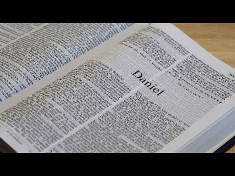 Daniel 11 Daily Bible Reading with Paul Nison - YouTube