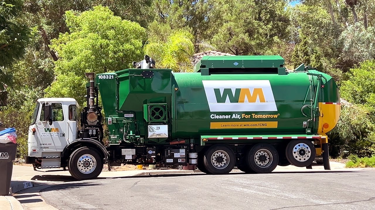 Waste Management Revving Autocar ACX Amrep (108321) - YouTube