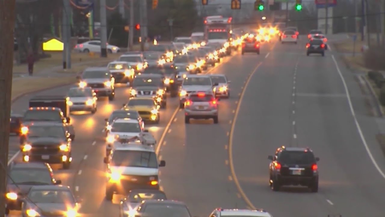 Frustrated with car insurance rate? How to save as prices soar - YouTube